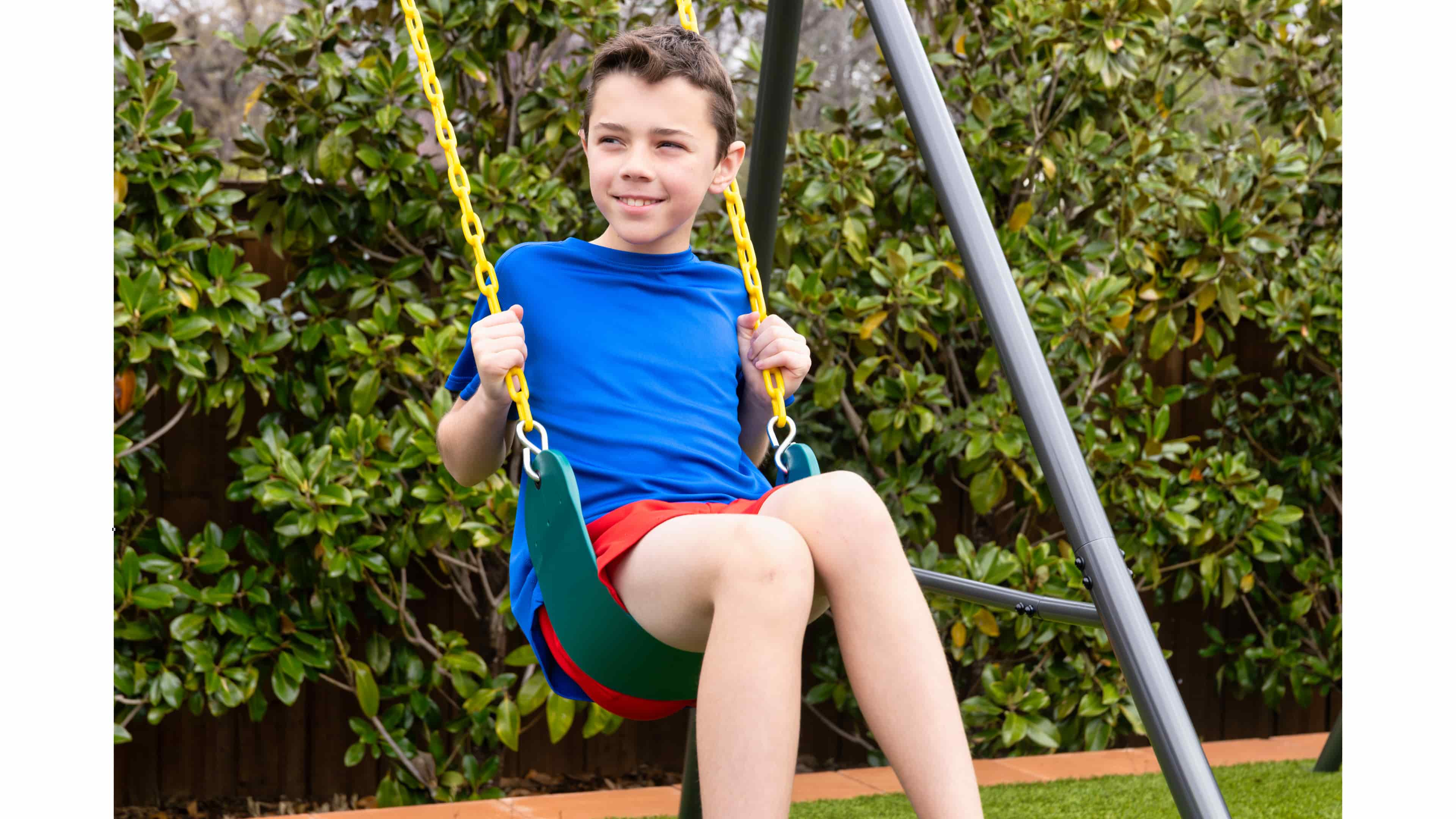 How to Swing on a Swing Set (Expert Guide to Safety & Fun) – gobaplay NZ